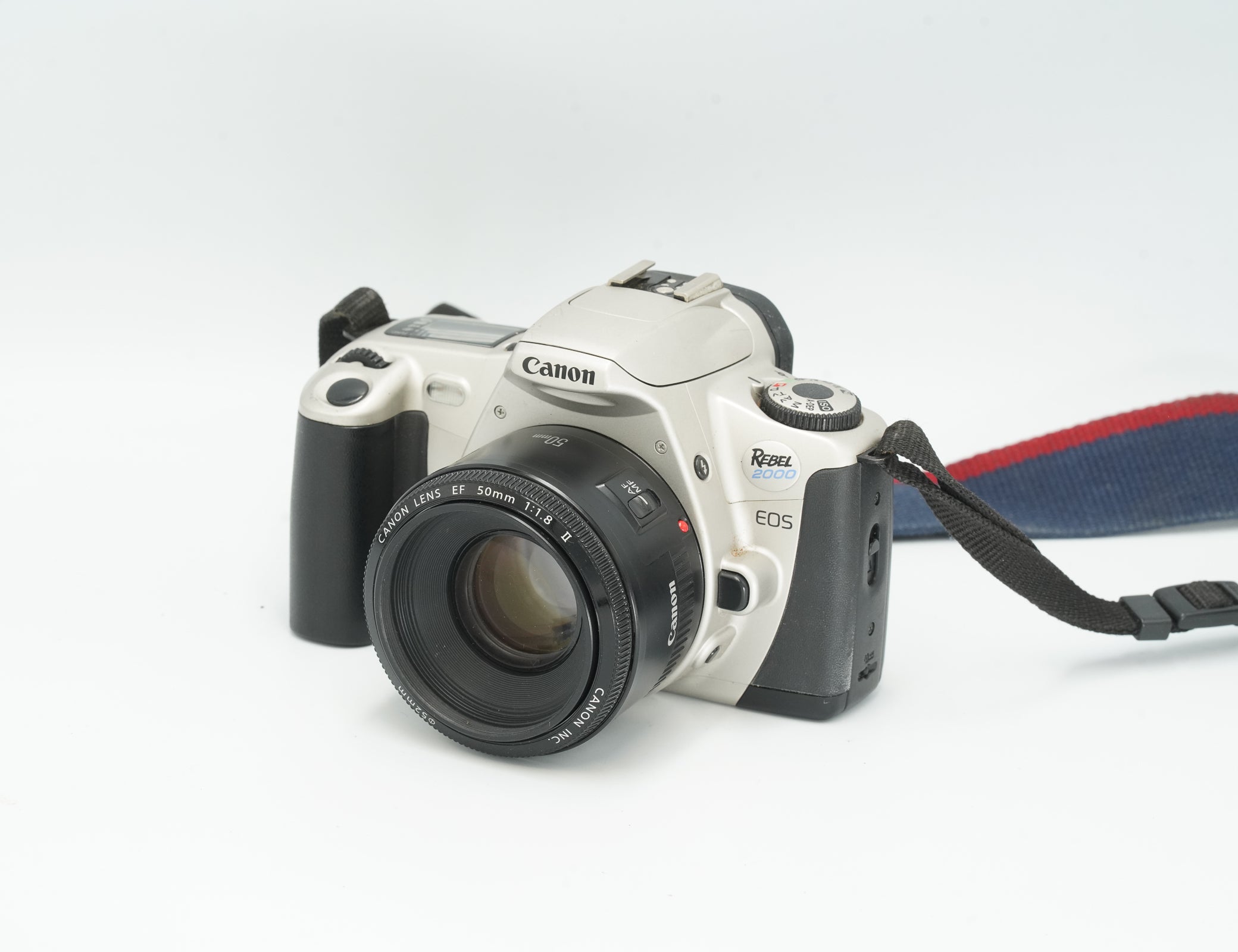 AUTOFOCUS COMPACT Canon EOS Rebel 2000 (EOS Kiss) film camera, silver ...